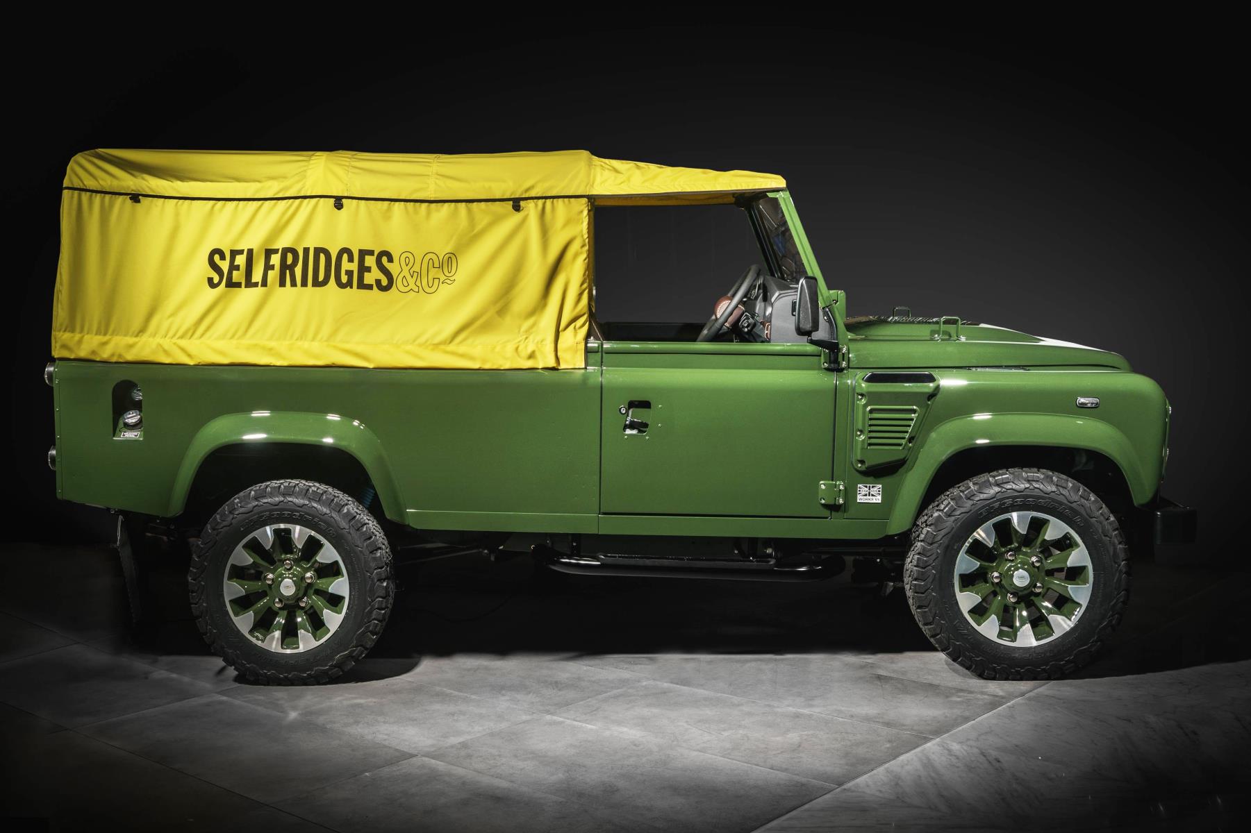 One-off ‘designer’ Land Rover Defender debuts in Selfridges ...